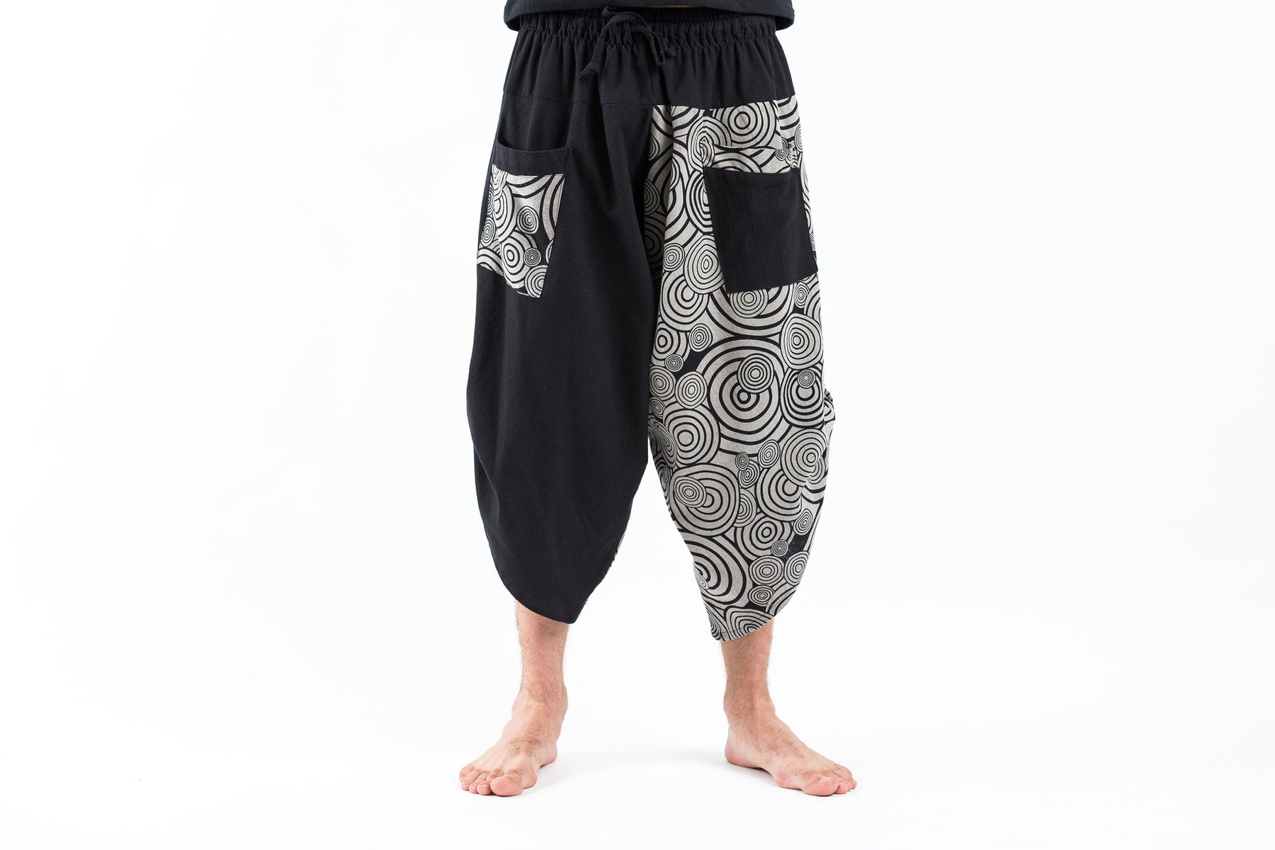 Two Tone Swirls Prints Men's Three Quarter Pants in Black – Harem Pants