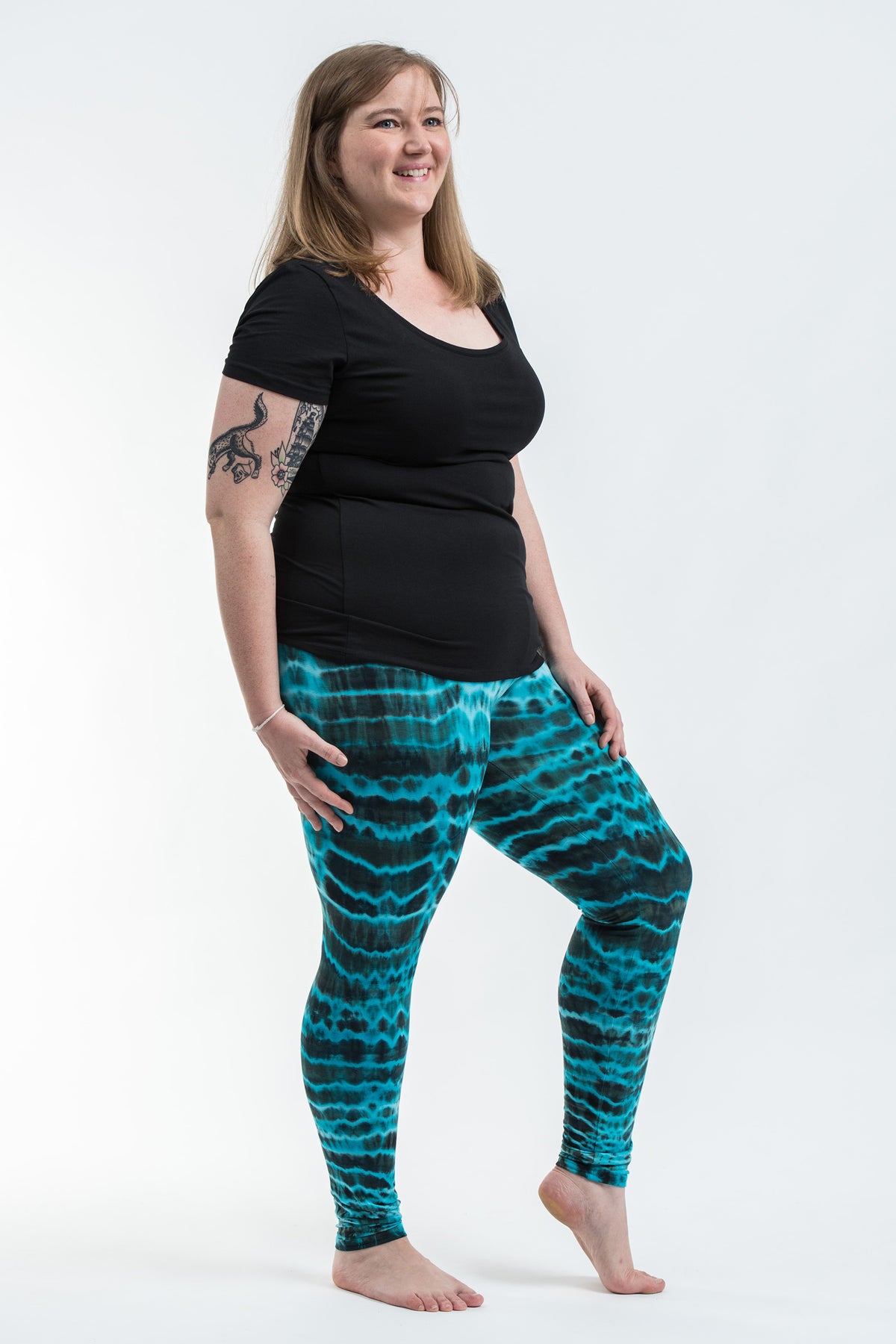 Plus Size Melting Stripes Tie Dye Cotton Leggings in Turquoise – Harem ...